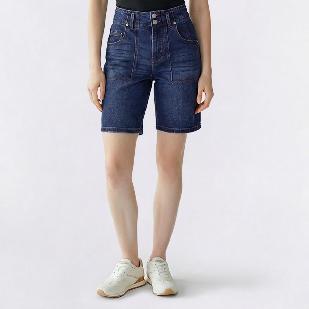Click here for Juniors Madden Girl 2 Button Barrel Shorts prices